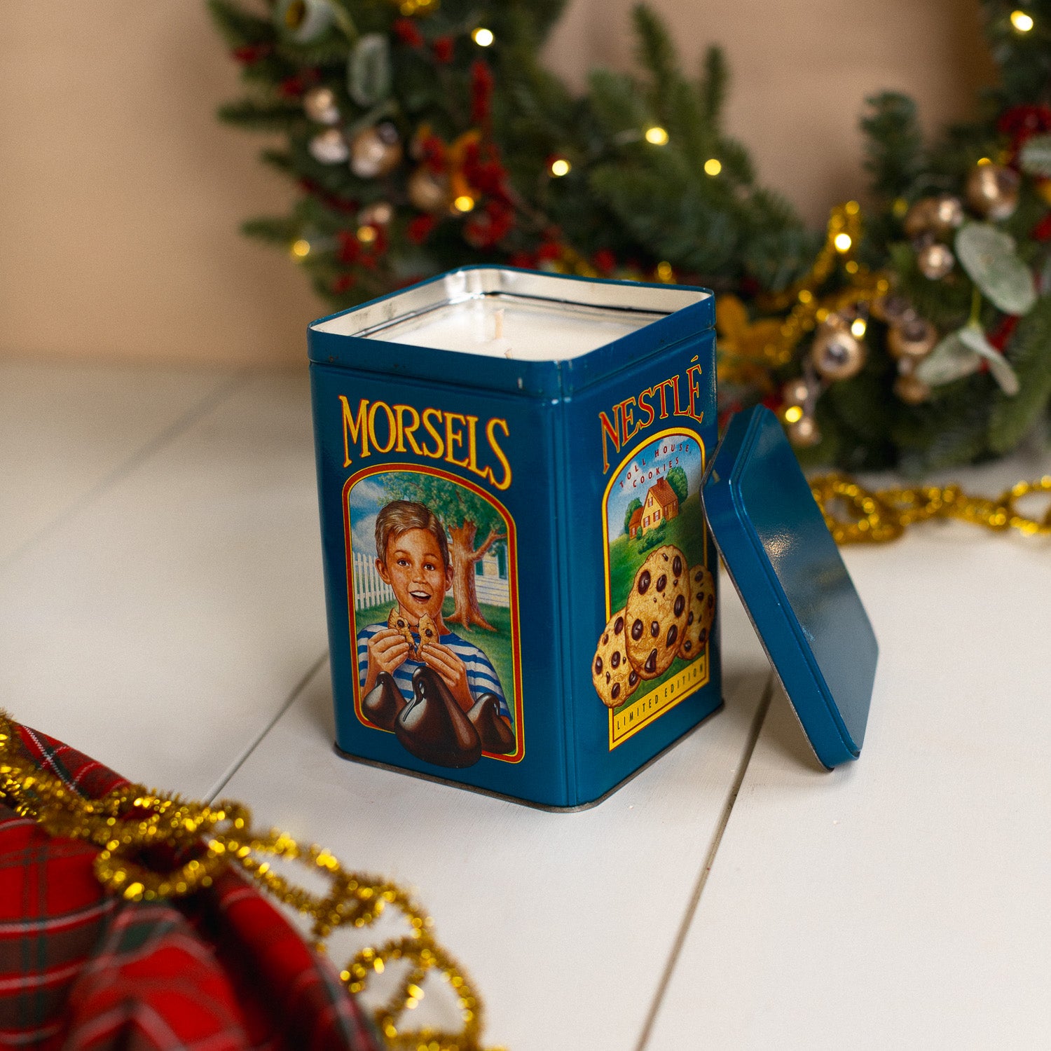 Tree Farm - Nestle Tin – Antique Candle Co.